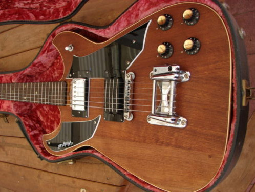 guitarnerd.com.au » Maton Wedgtail